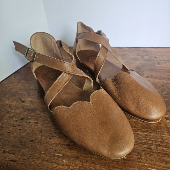 ELF | Shoes | Bali Elf Mangrove Leather Flats With Crisscross Straps ...
